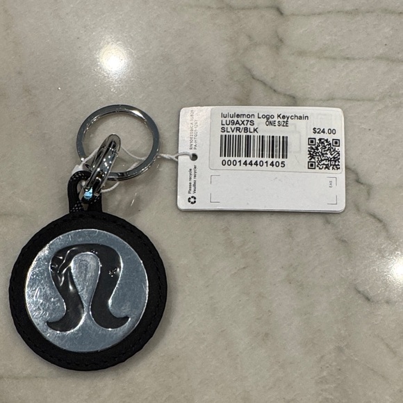 lululemon athletica | Accessories | Lululemon Round Keychain Black And ...